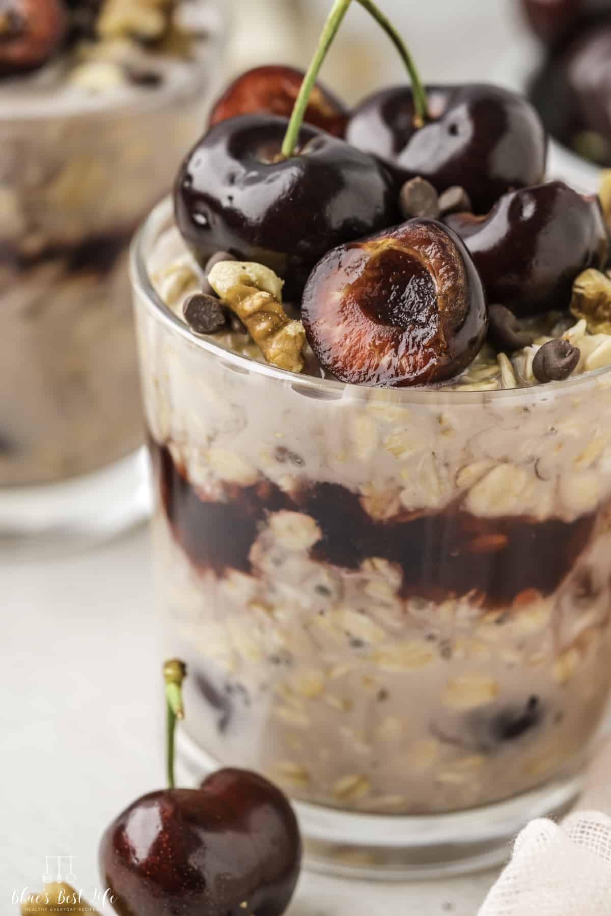 Easy Cherry Vanilla Overnight Oats Recipe - Blues Best Life