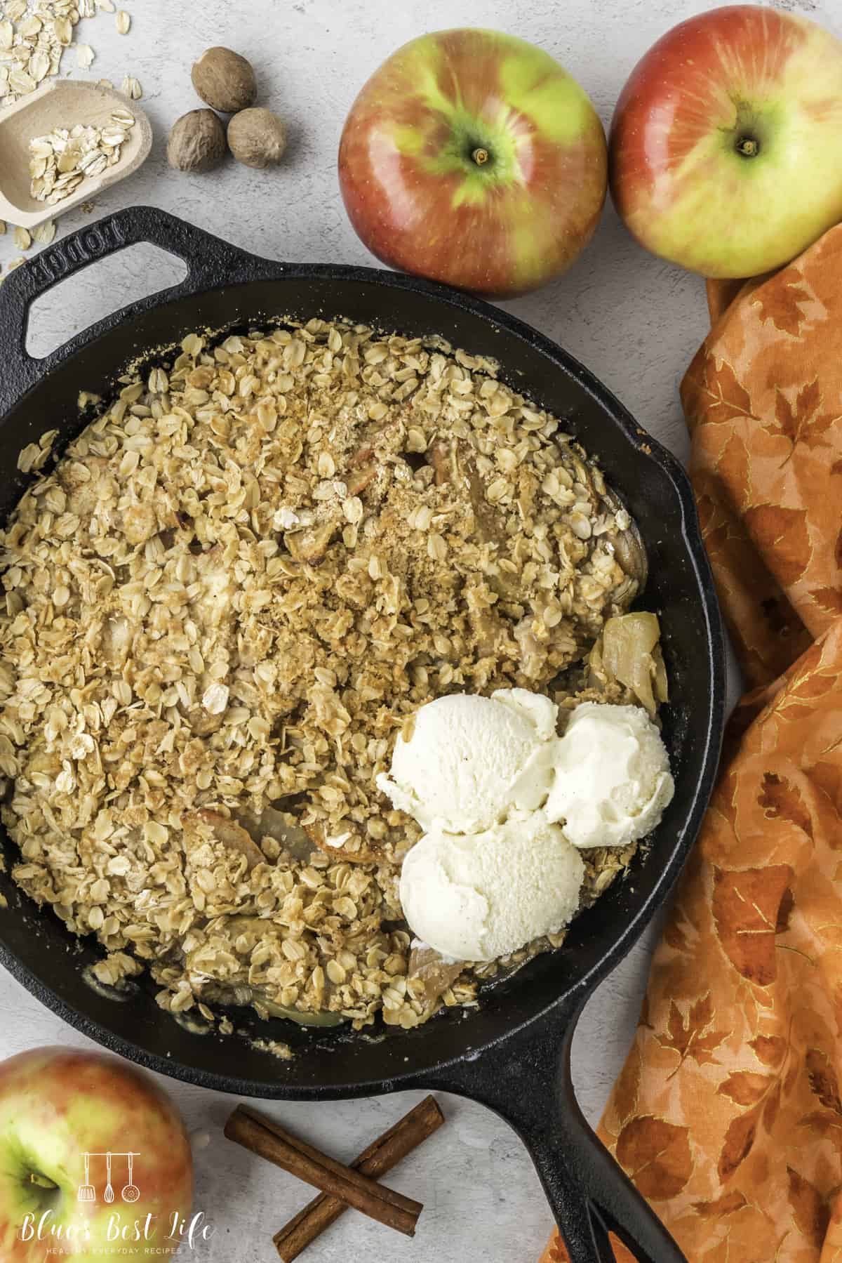 Easy Cast Iron Skillet Apple Crisp Recipe With Oats - Blues Best Life