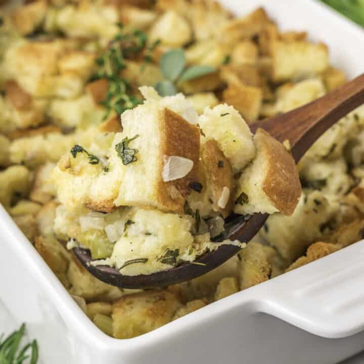 Homemade Traditional Bread Stuffing (Thanksgiving Recipe) - Blues Best Life