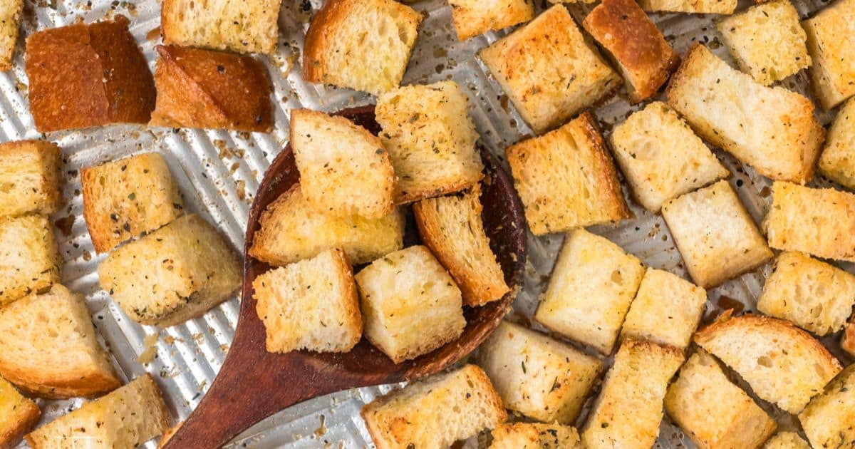 Easy Homemade Garlic Croutons - Blues Best Life