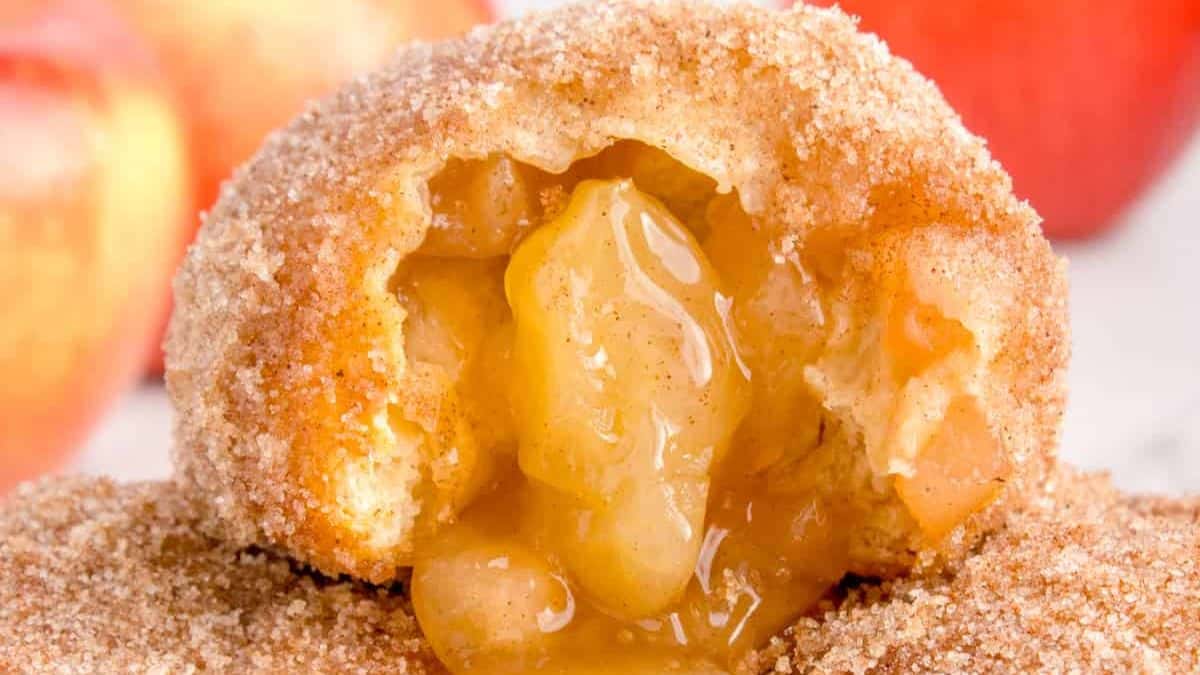 9 Recipes With Canned Apple Pie Filling - Blues Best Life