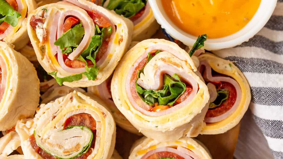 23 Pinwheel Sandwich Recipes Perfect For Appetizers Or Lunch - Blues ...