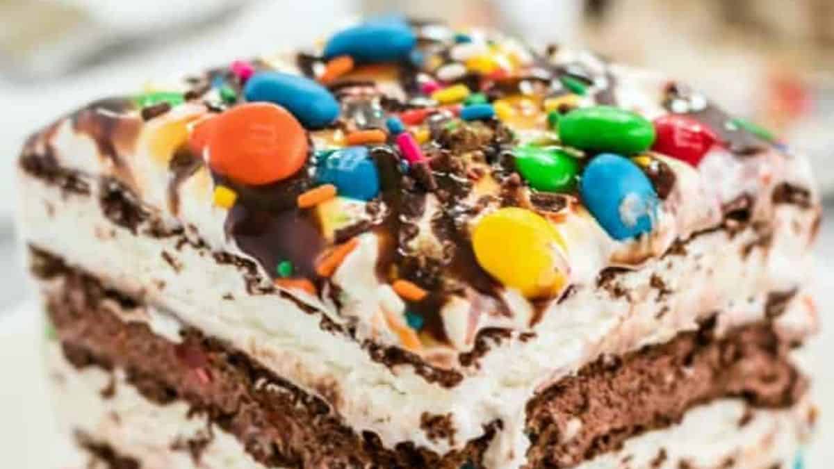 22 M&M Dessert Recipes (Cookies, Brownies & More) - Blues Best Life