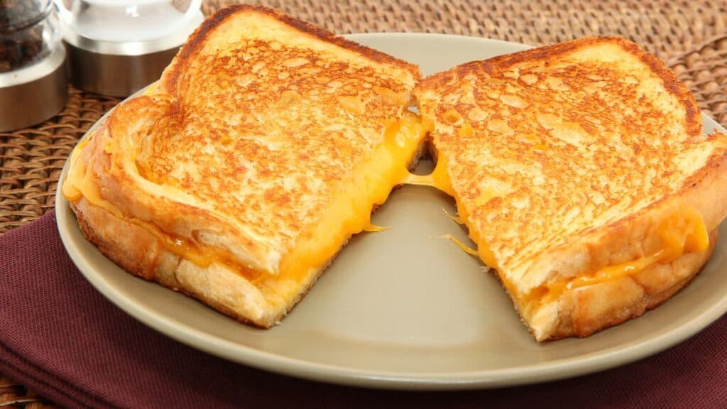 15 Messy Foods That Taste So Good You Don't Even Care - Blues Best Life