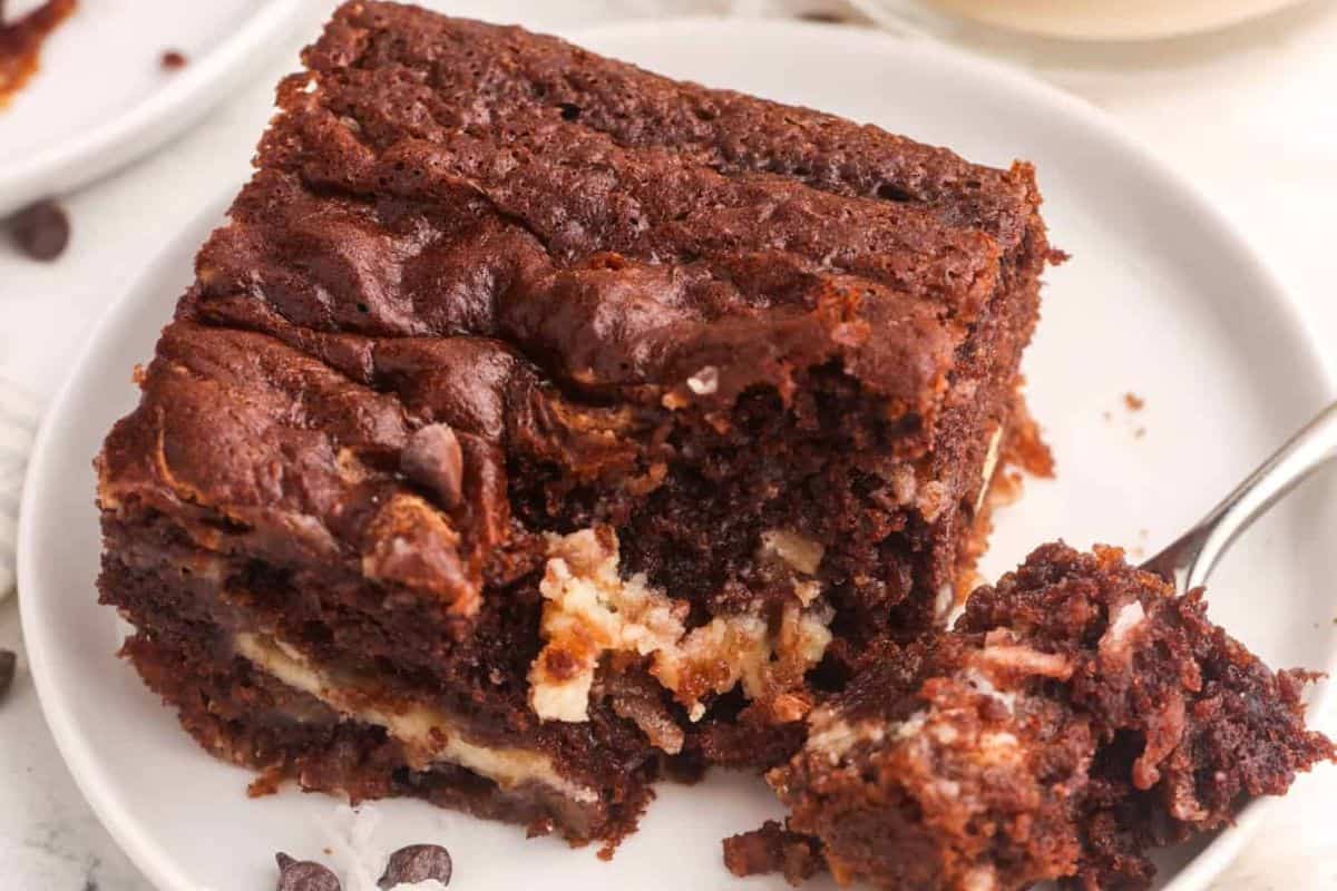Mix And Bake: 11 Lazy Cakes That Taste Incredible - Blues Best Life