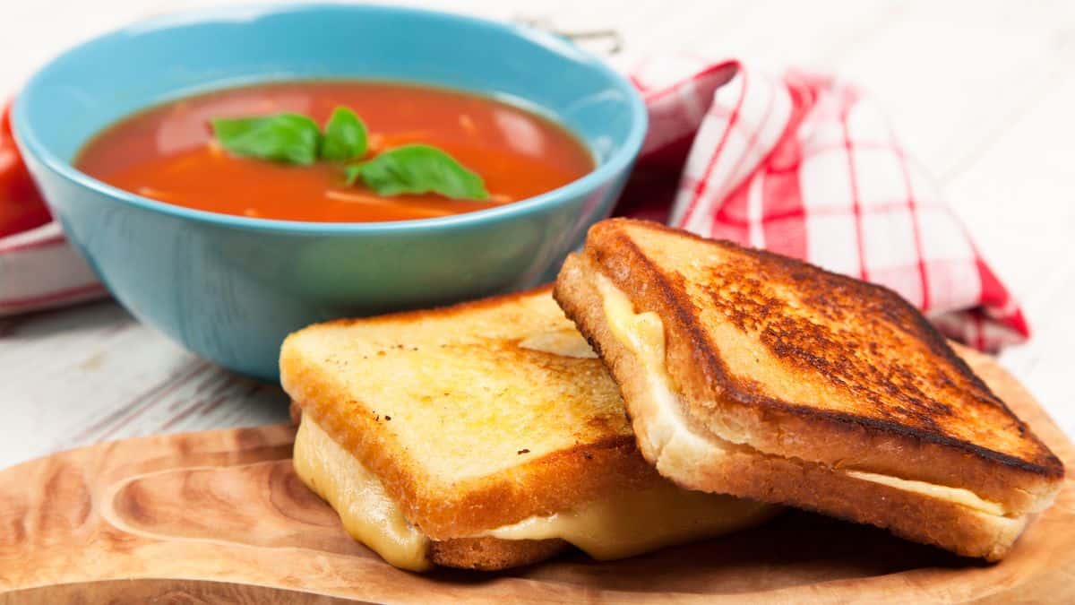 6 Nighttime Meals That Tell Your Brain, “We’re Done for Today” - Blues ...