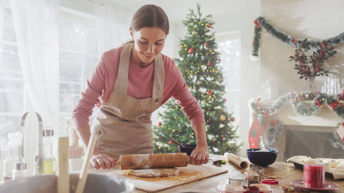 6 Cozy Foods You’ll Always Find in a Hallmark Movie (and Honestly, You ...